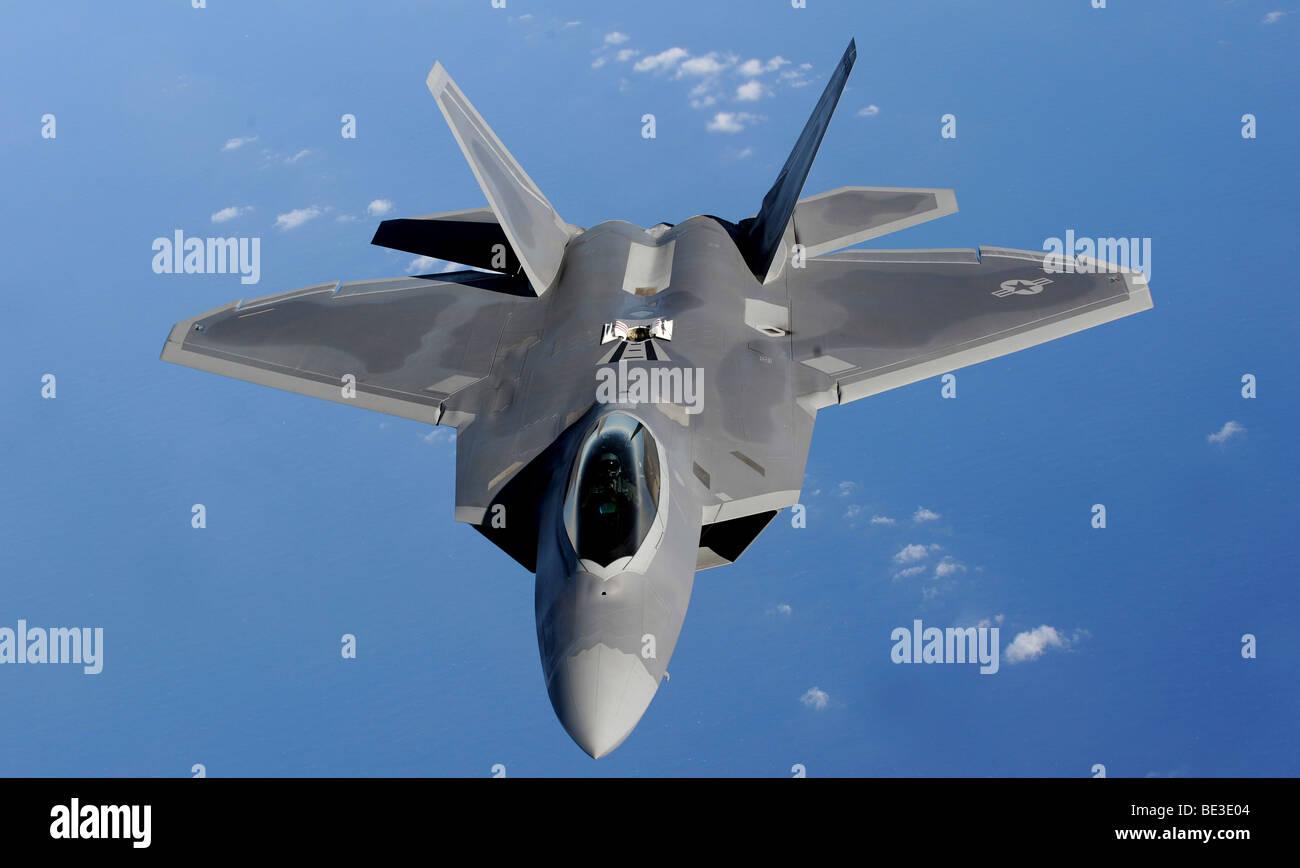 F 22 cockpit hi-res stock photography and images - Alamy