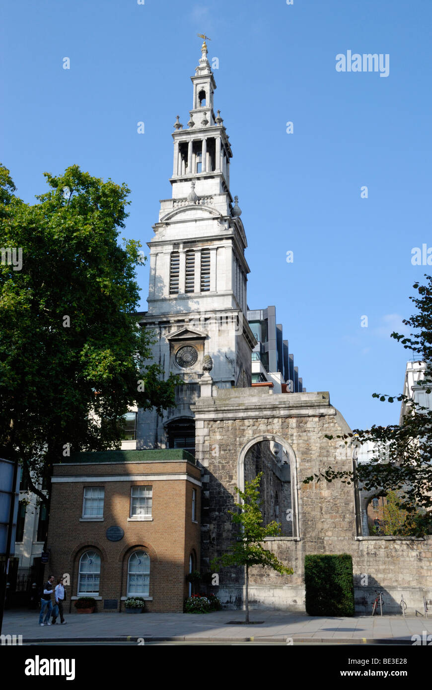 The remains of Christ Church Greyfriars in Newgate Street, London ...