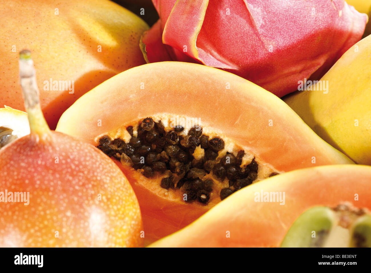 Exotic fruit, Papaya Stock Photo - Alamy