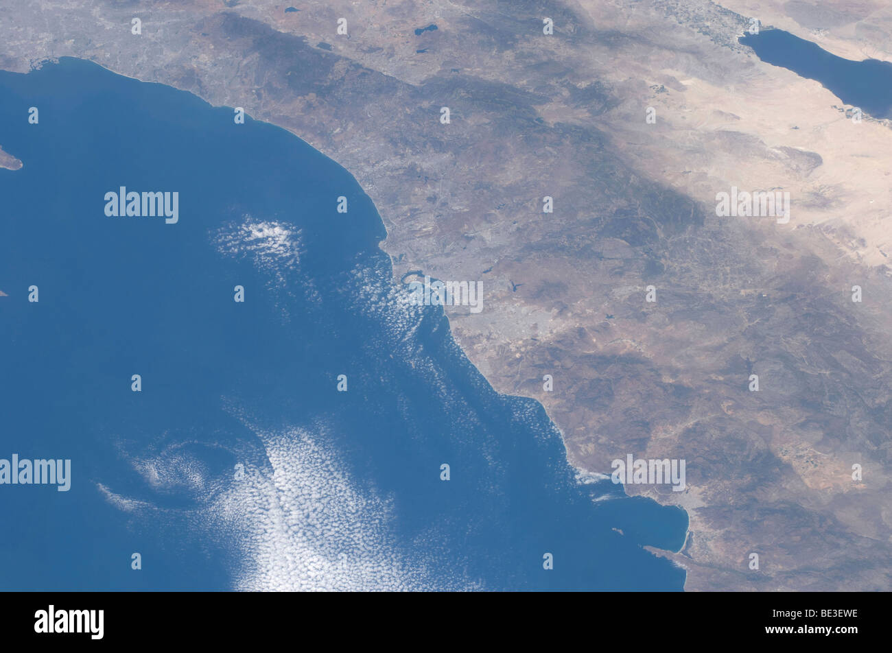 Southern california border with mexico hi-res stock photography and ...
