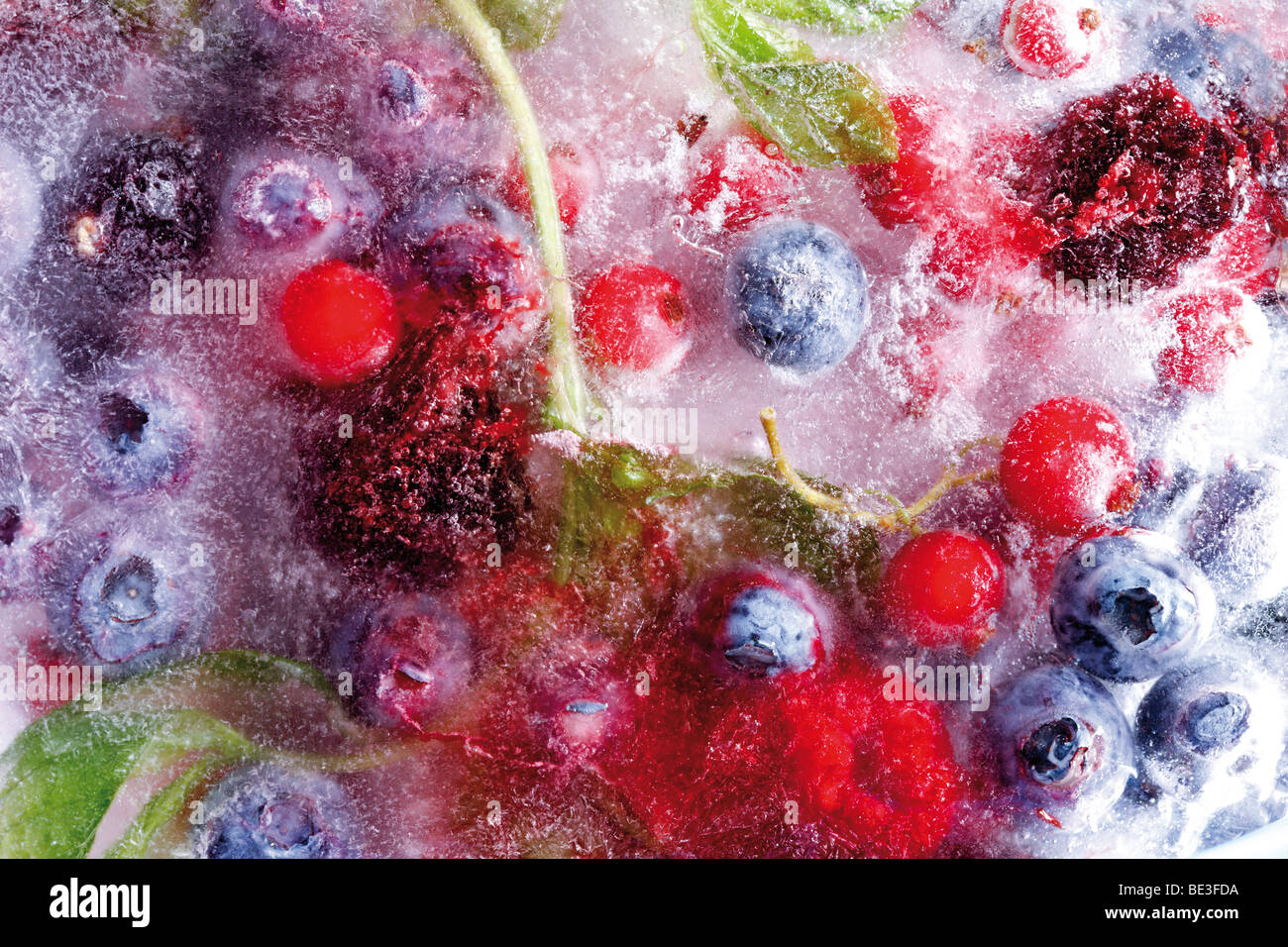 Frozen berries hi-res stock photography and images - Alamy