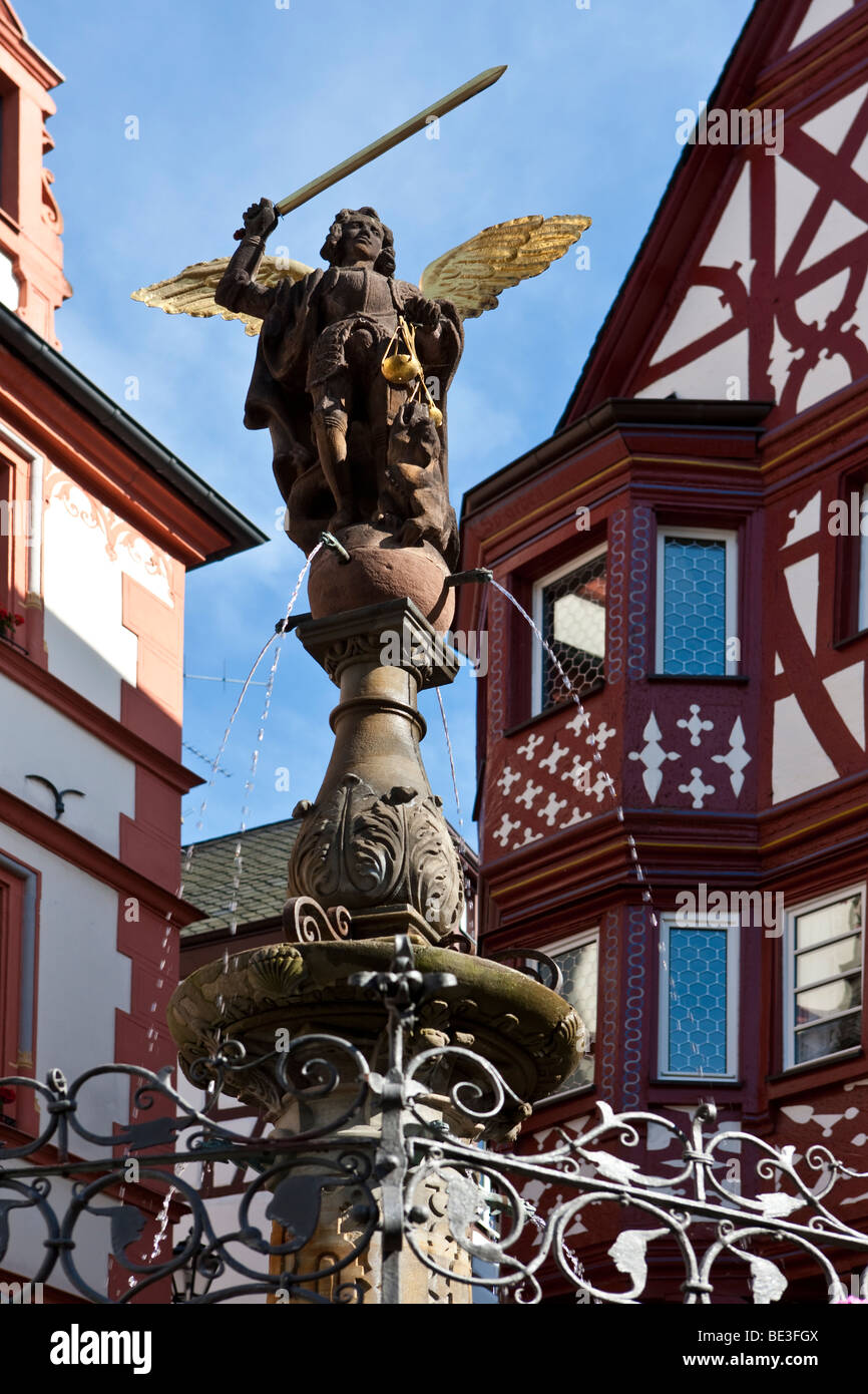 Fountain sculpture at the historic Bernkastel marketplace, Bernkastel ...