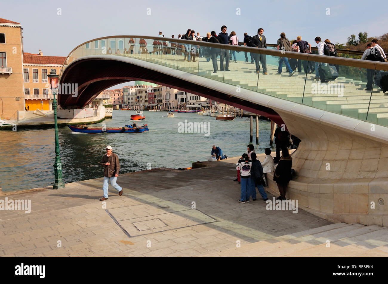 Calatrava bridge venice hi-res stock photography and images - Alamy