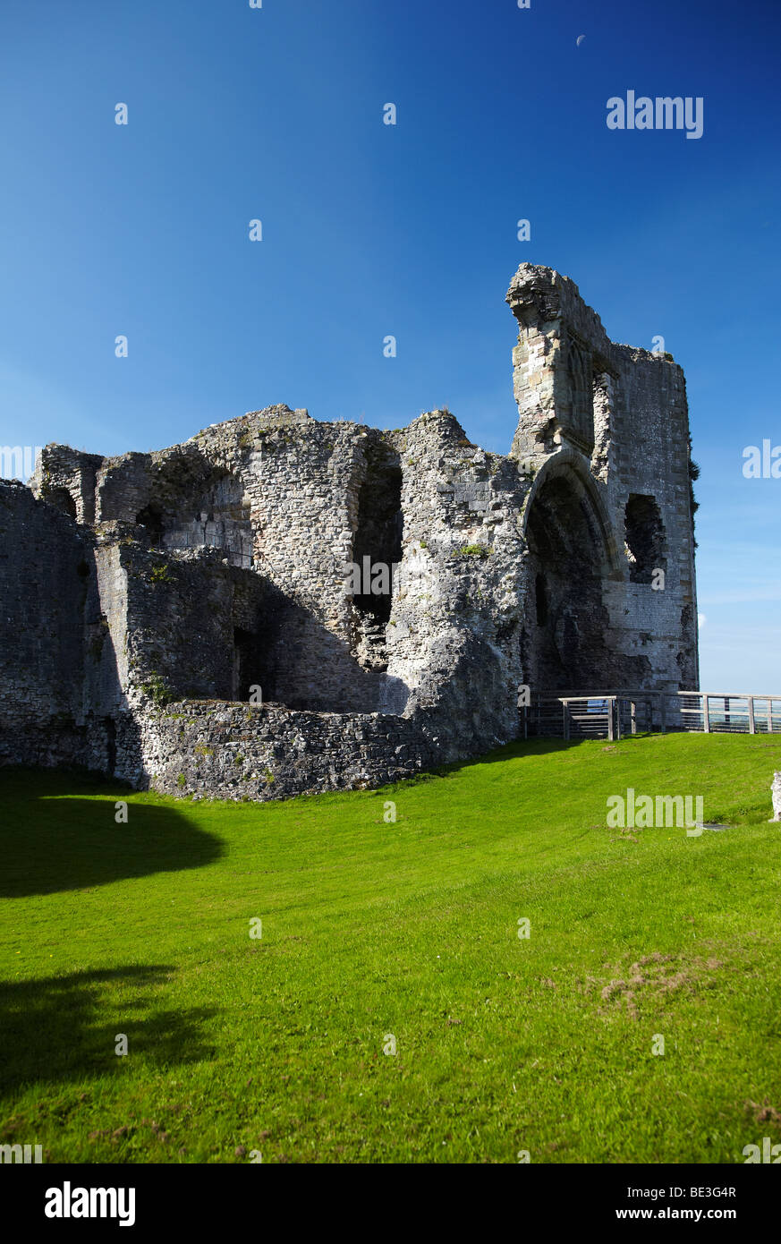 Denbigh Castle, Denbigh, Denbighshire, North Wales, UK Stock Photo - Alamy