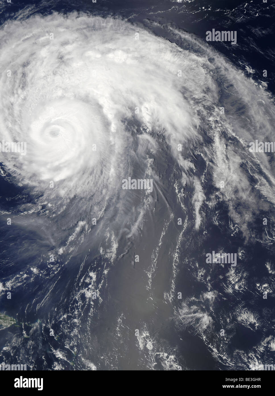 Bermuda hurricanes hi-res stock photography and images - Alamy