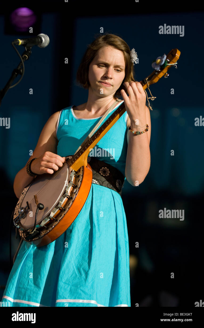 Deutscher singer songwriter hi-res stock photography and images - Alamy