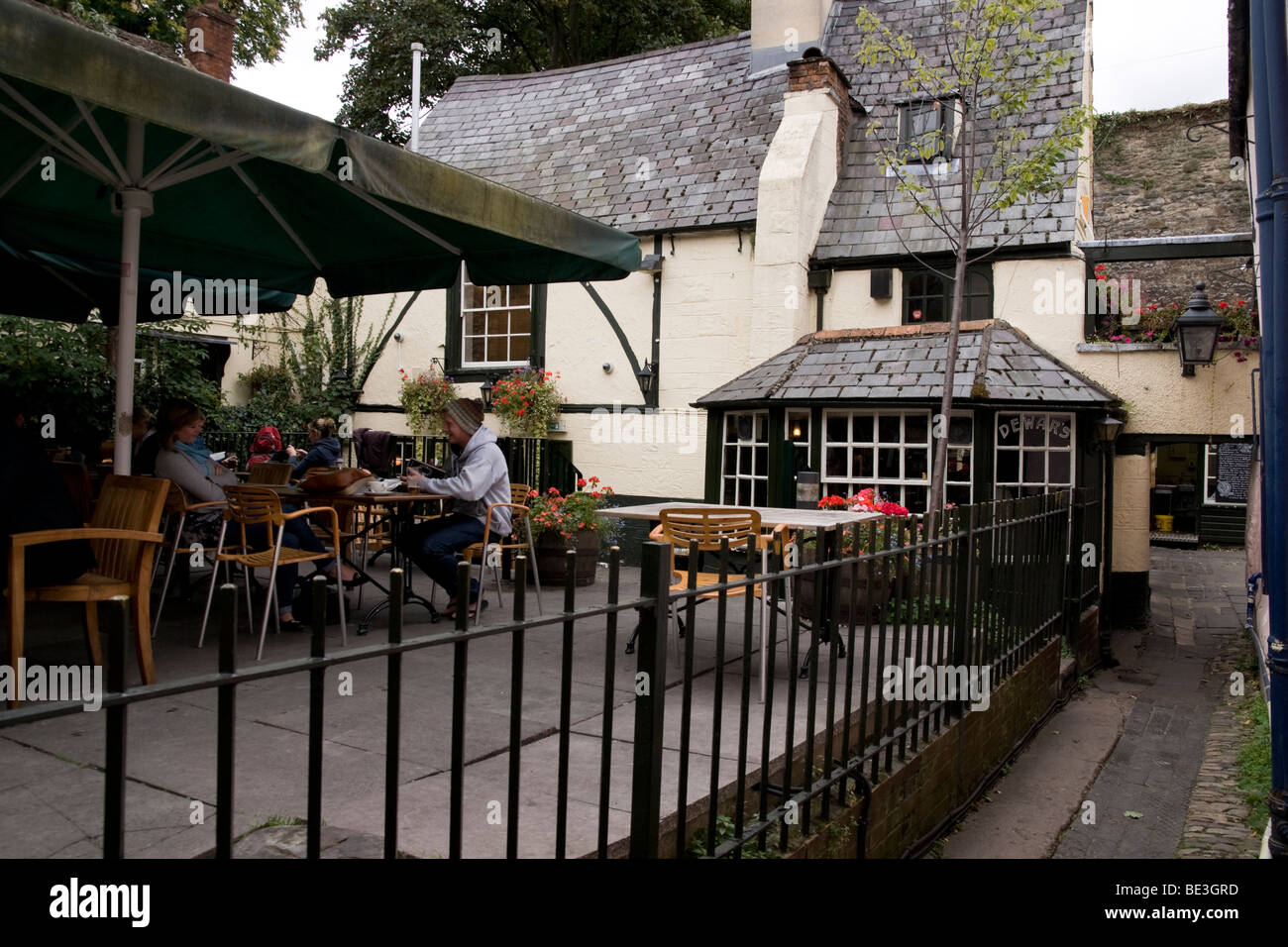 The Turf Pub Oxford England UK Stock Photo - Alamy