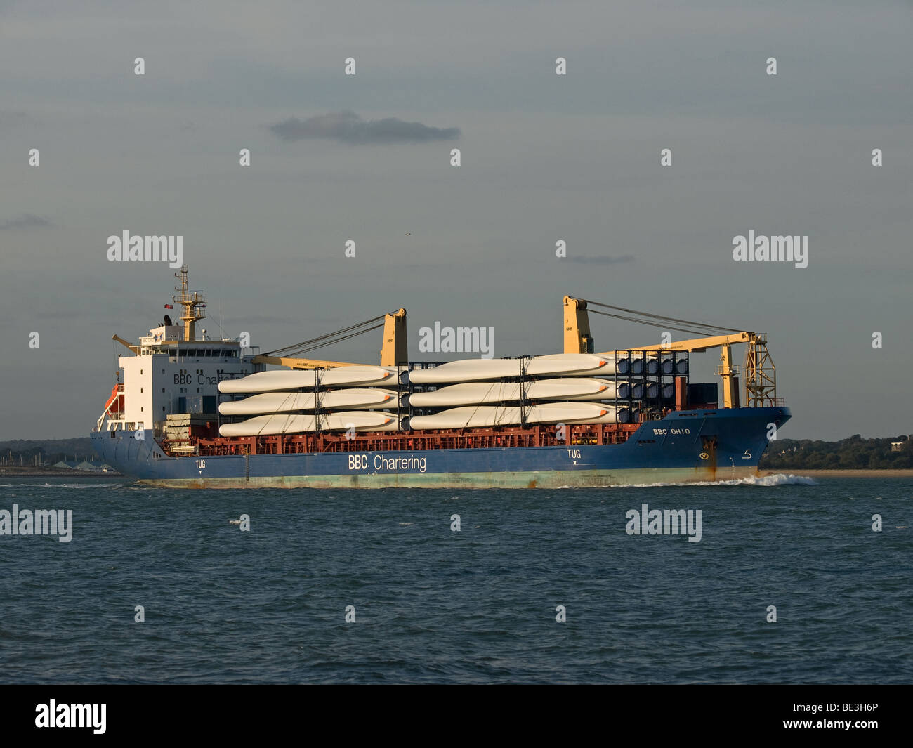 General cargo ships hi-res stock photography and images - Alamy