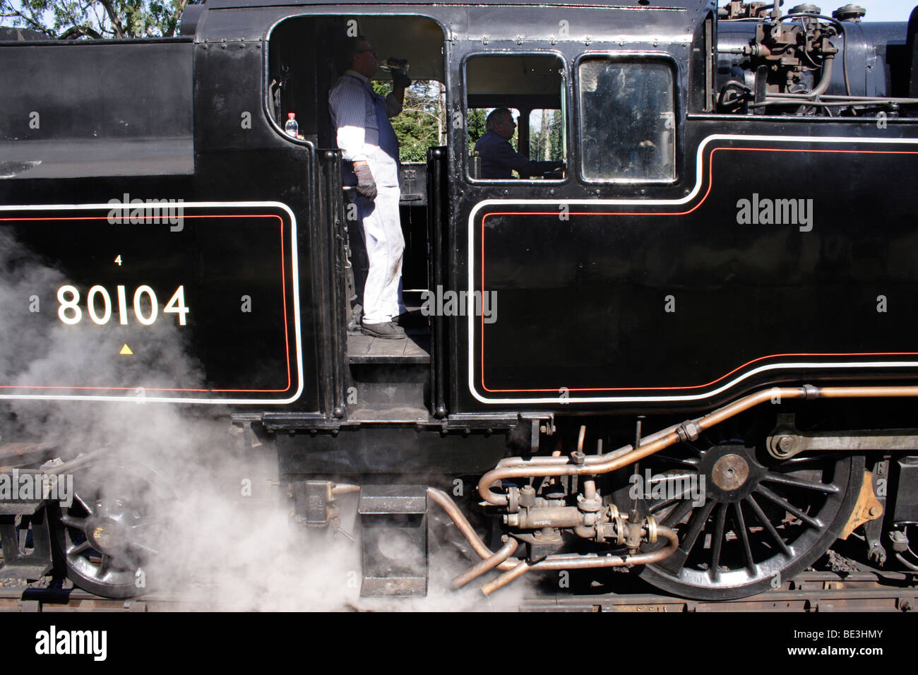 Standard 4 tank hi-res stock photography and images - Alamy