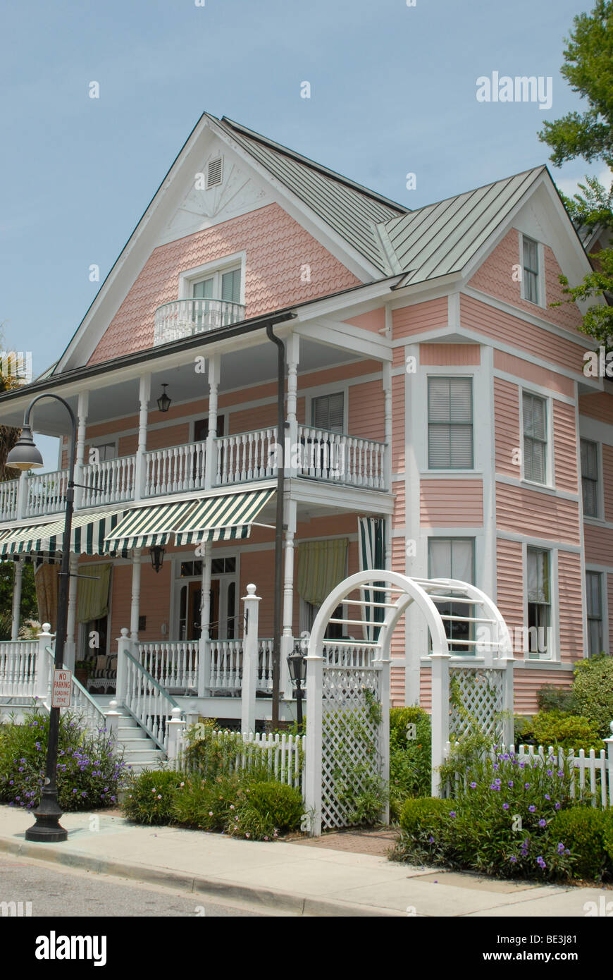 Typical residential home architecture in the town of Beaufort ...