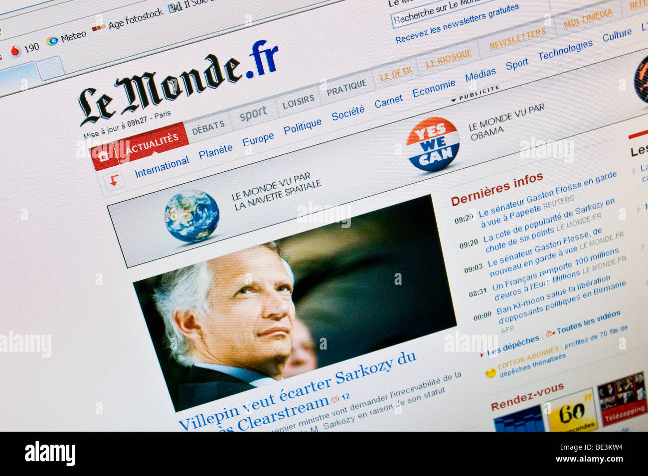 Le monde newspaper hi-res stock photography and images - Alamy