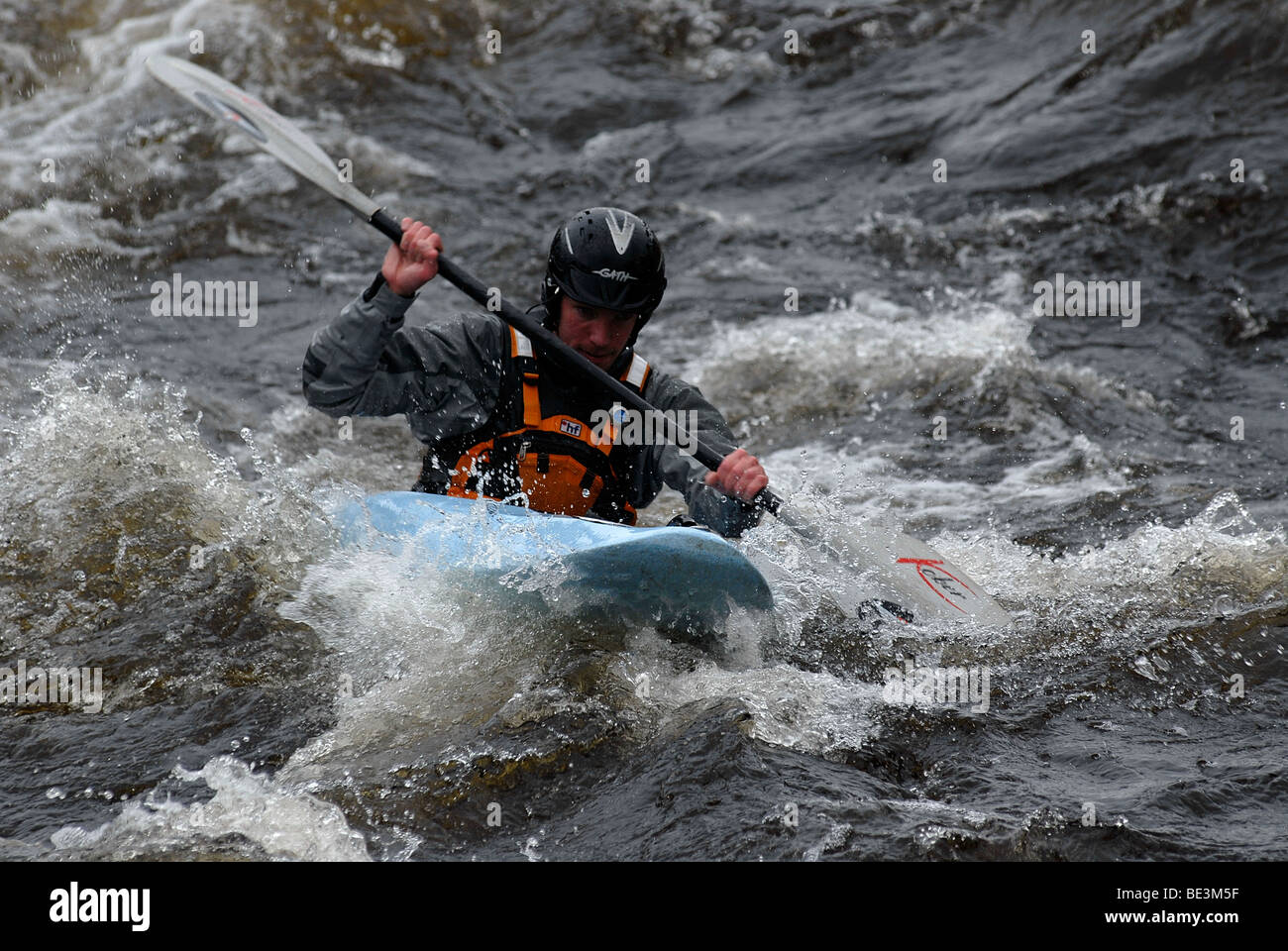 Whitewater kayaking competition hi-res stock photography and images - Alamy