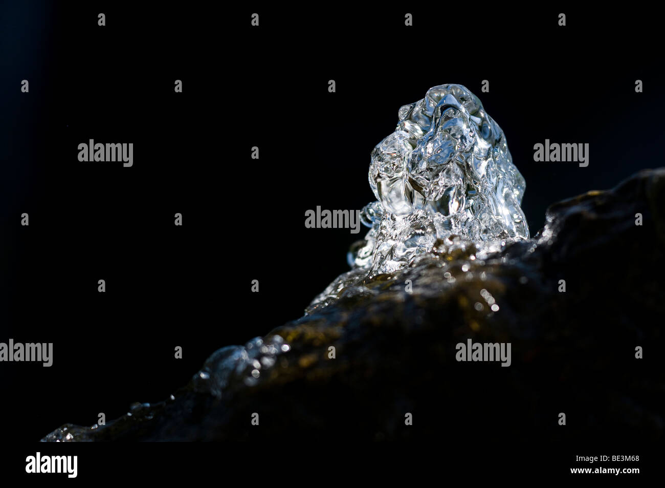 The bubbling well hi-res stock photography and images - Alamy