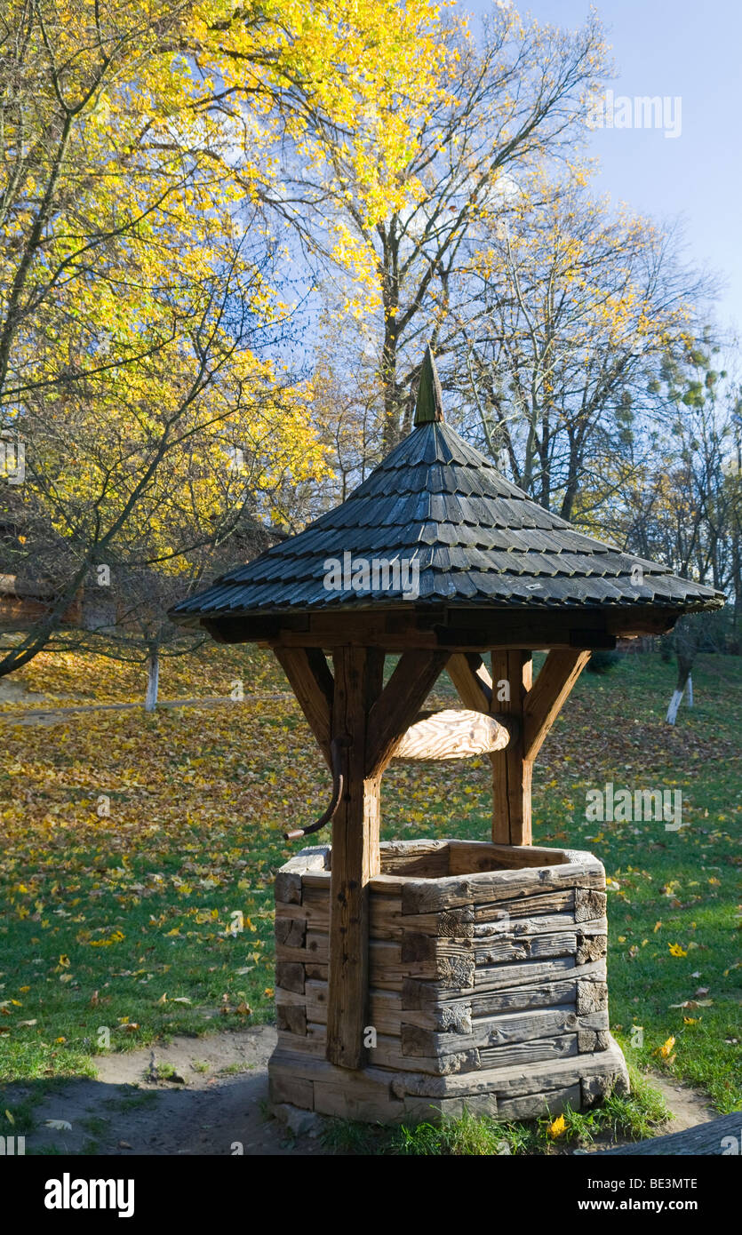 Draw autumn hi-res stock photography and images - Alamy