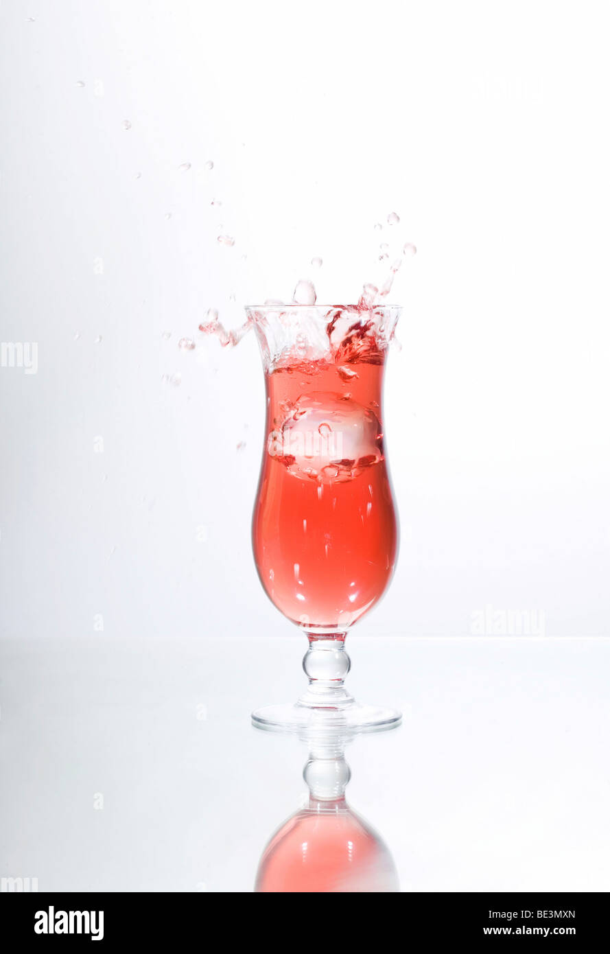 Cocktail spot hi-res stock photography and images - Alamy