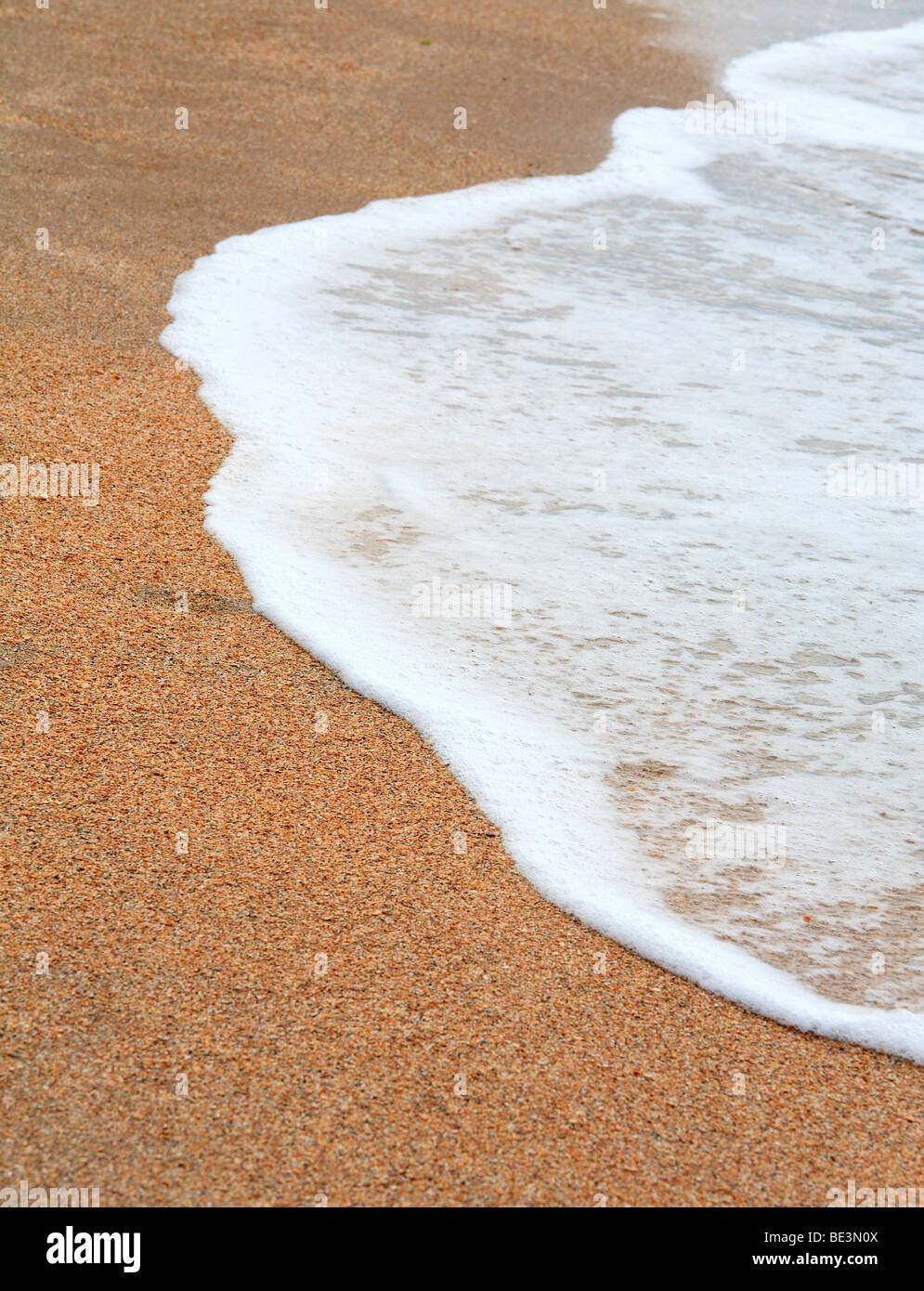 Surf foam hi-res stock photography and images - Alamy