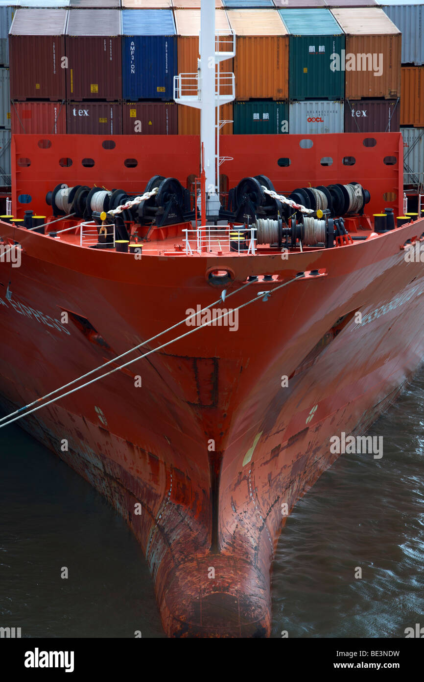 Container ships bow hi-res stock photography and images - Alamy