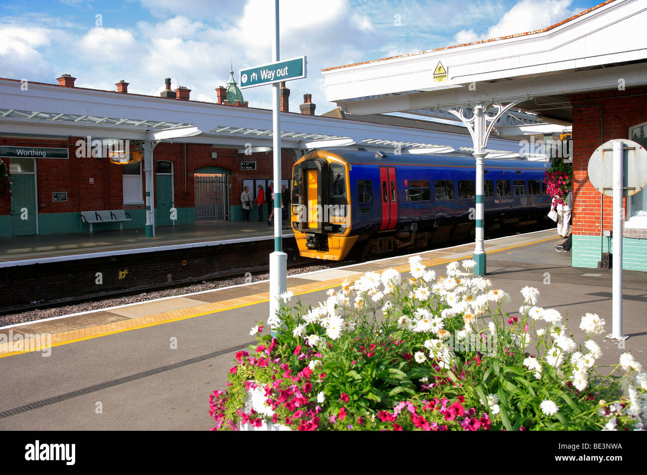 158955 First Great Western unit High Speed Electric Train Worthing ...