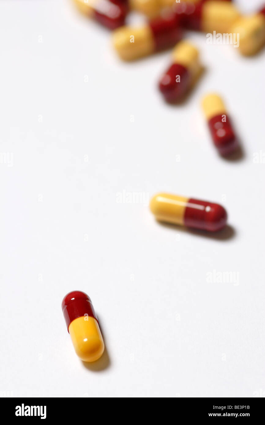 Pills medicine still life hi-res stock photography and images - Alamy