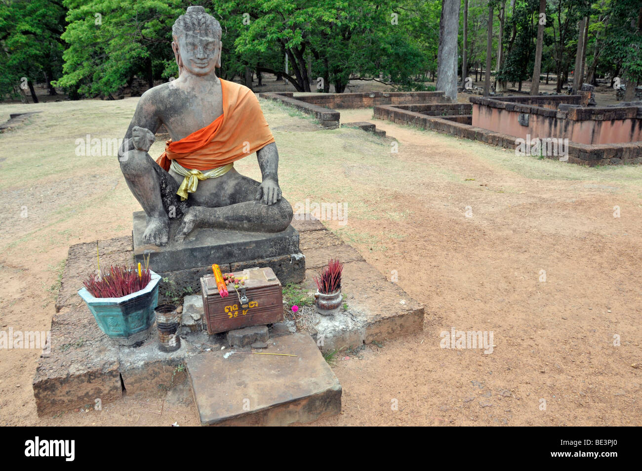 Statue of Yama, Hindu god of death, Terrace of the Lepra King, Angkor ...