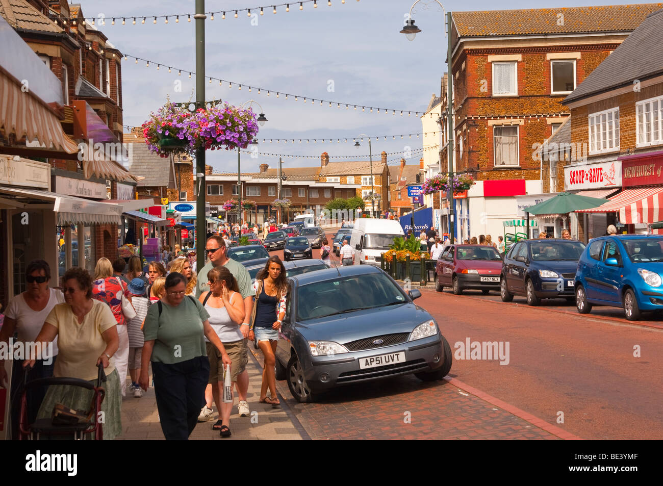 Hunstanton high street norfolk uk hi-res stock photography and images ...