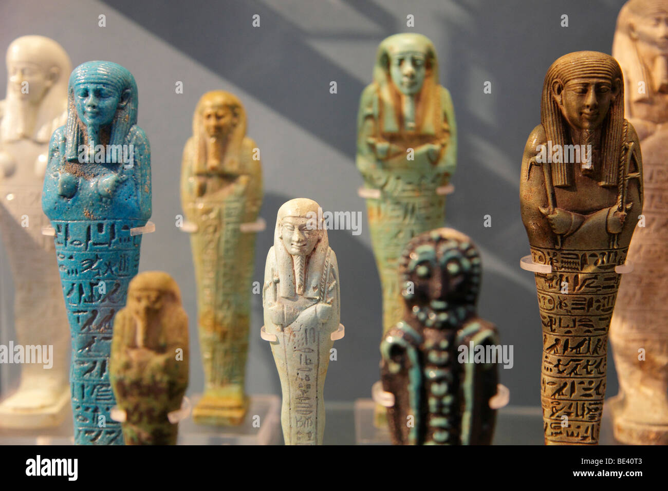 Royal shabtis- magical tomb burial figurines from Egypt- the British ...