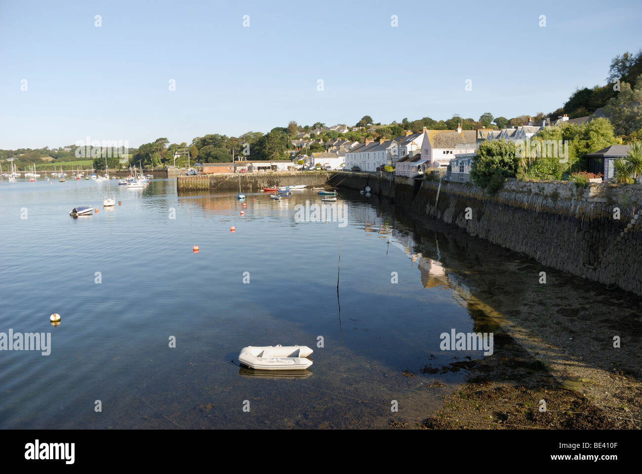 Flushing cornwall hi-res stock photography and images - Alamy