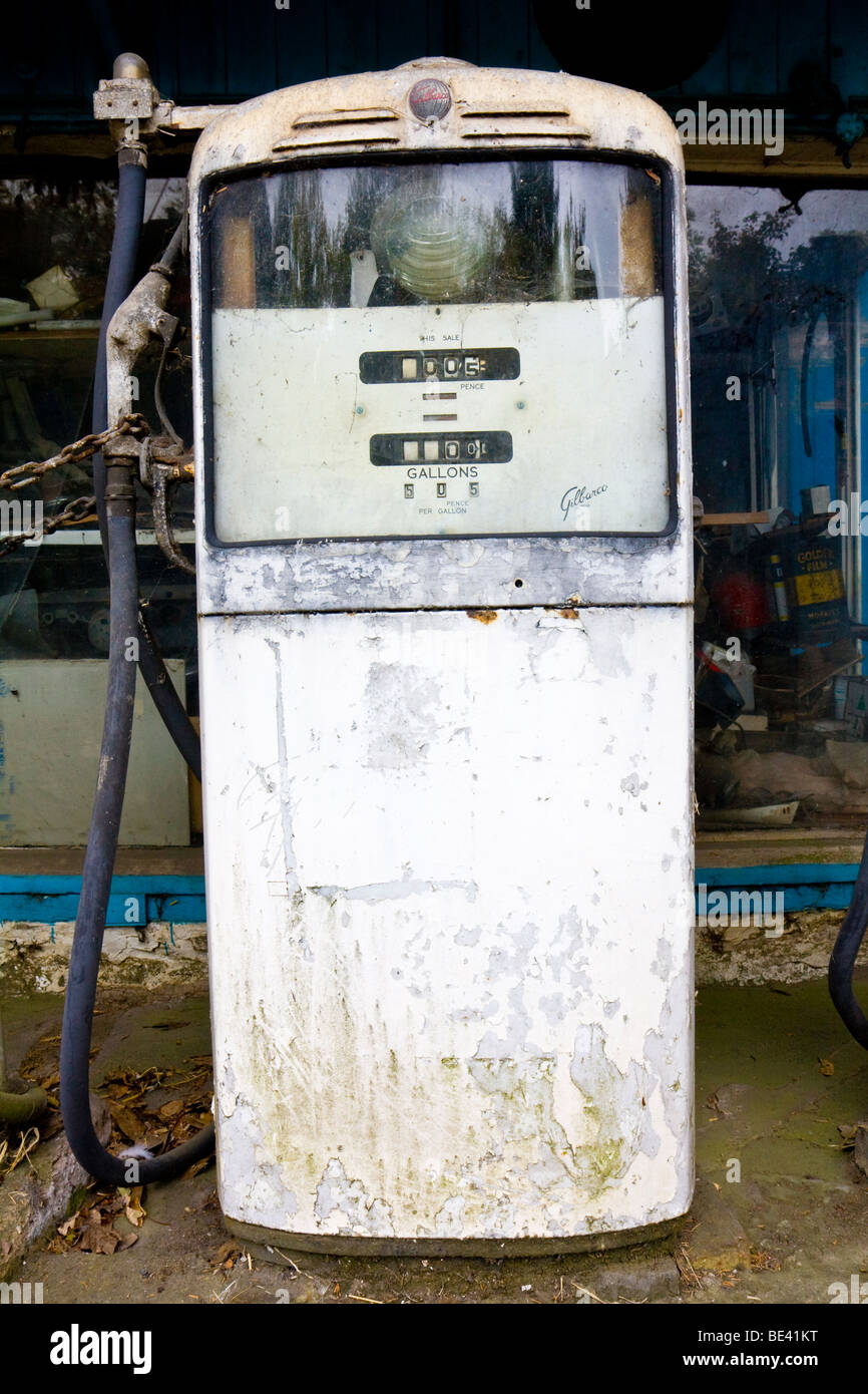 An old fuel pump Stock Photo - Alamy