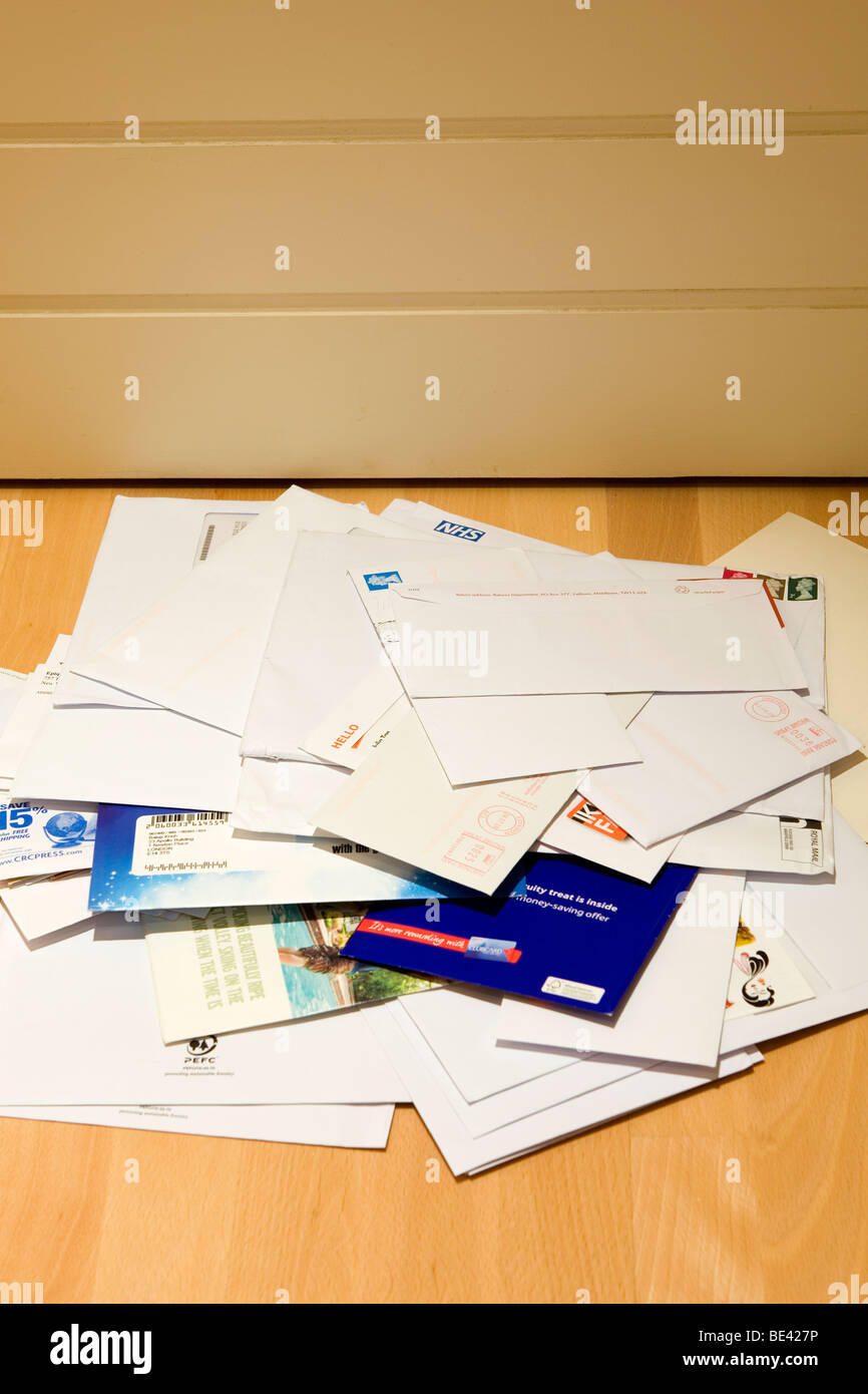 Pile letters door hi-res stock photography and images - Alamy