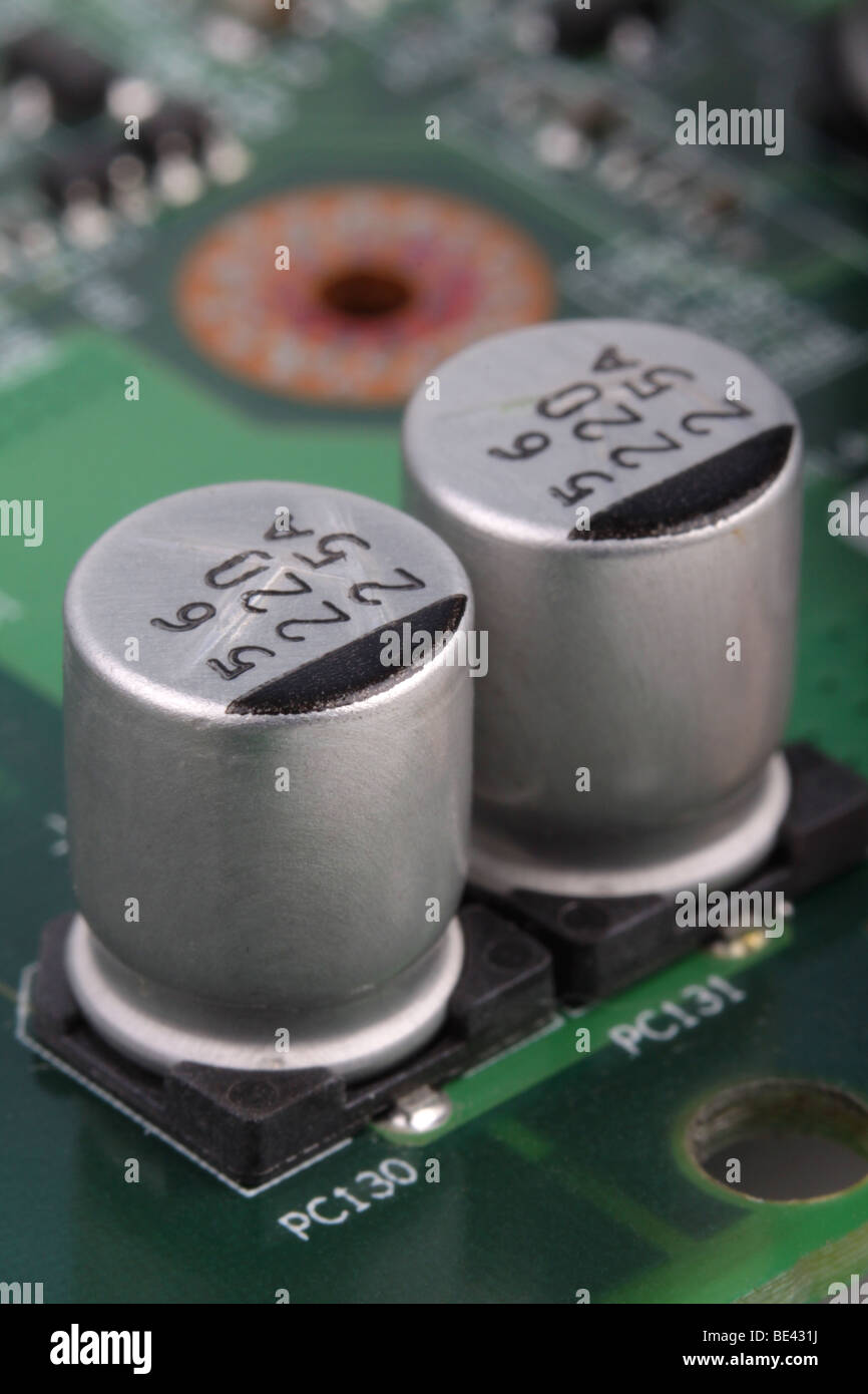 Capacitor capacitors pcb hi-res stock photography and images - Alamy