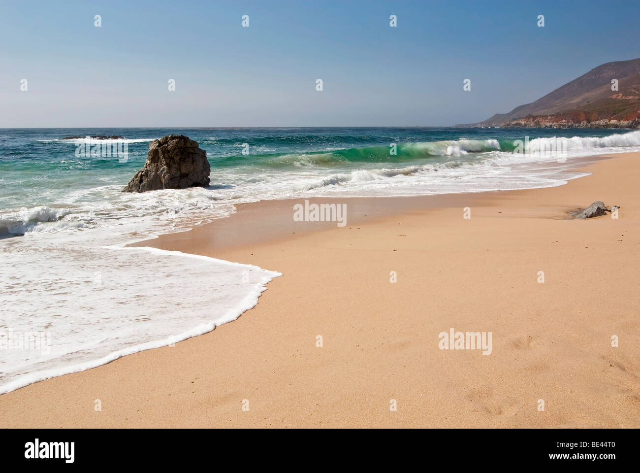Waves crashing on Garrapata State Beach Stock Photo - Alamy