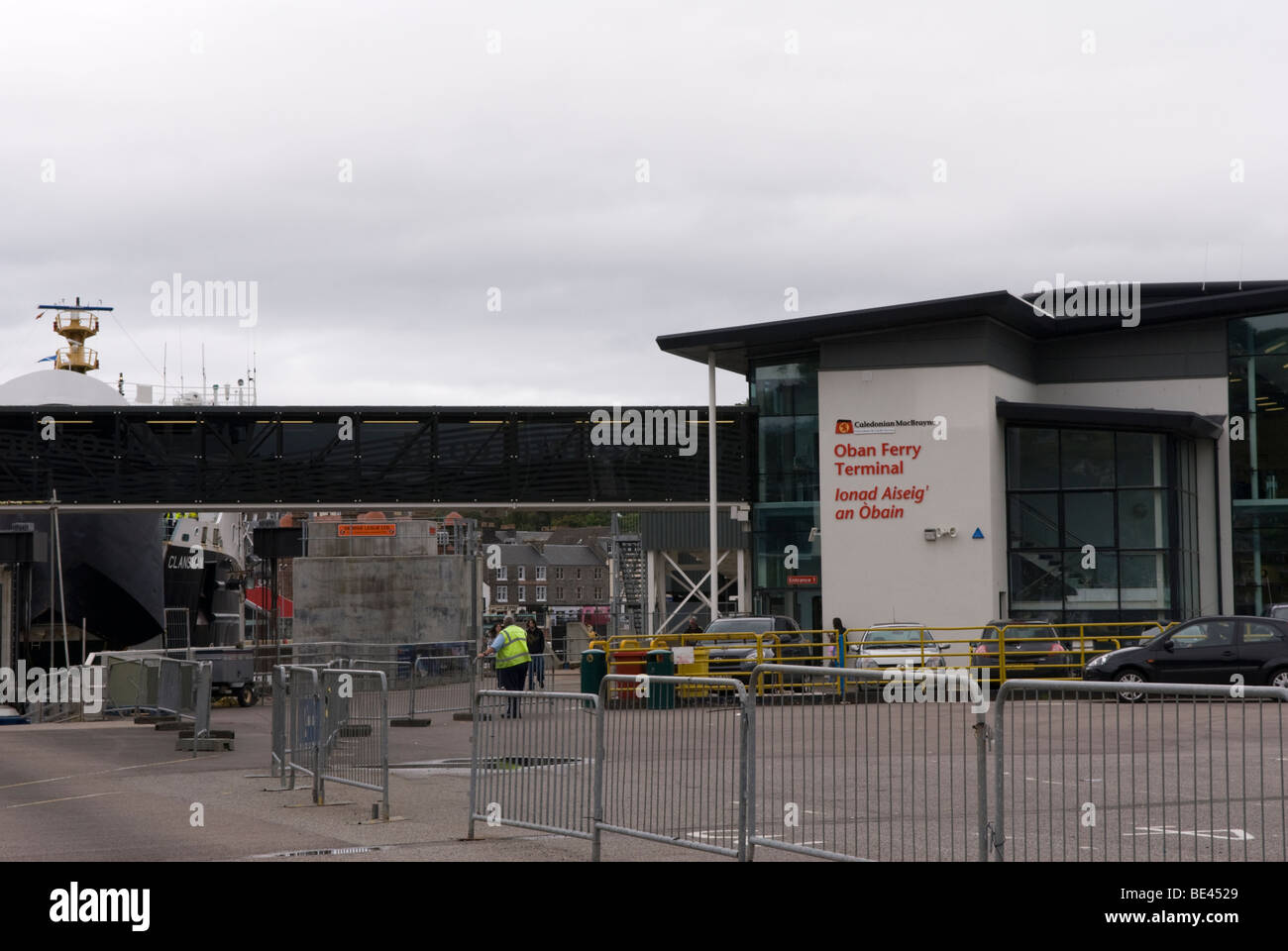 Oban ferry terminal hi-res stock photography and images - Alamy