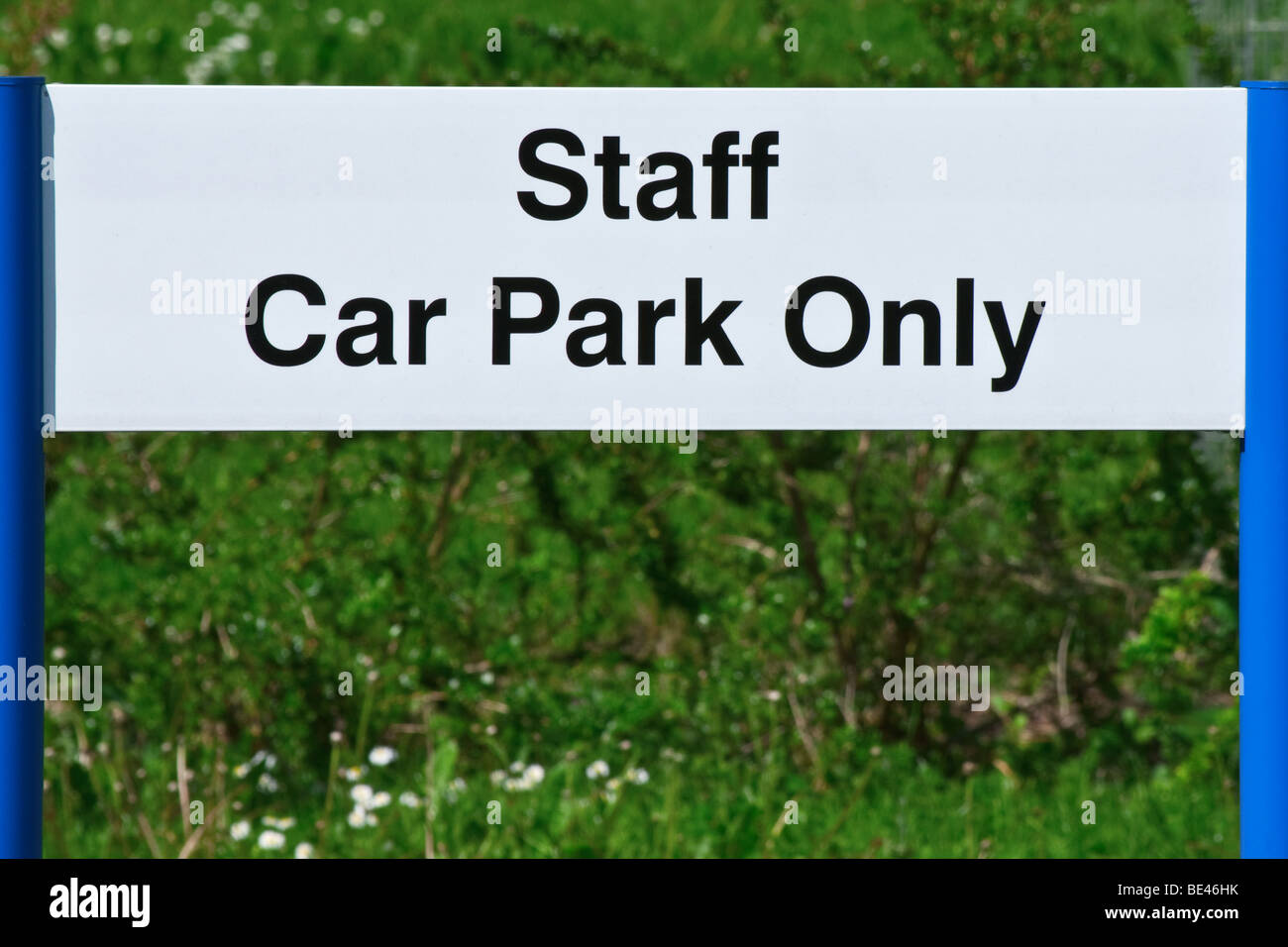 Staff car park only sign hi-res stock photography and images - Alamy