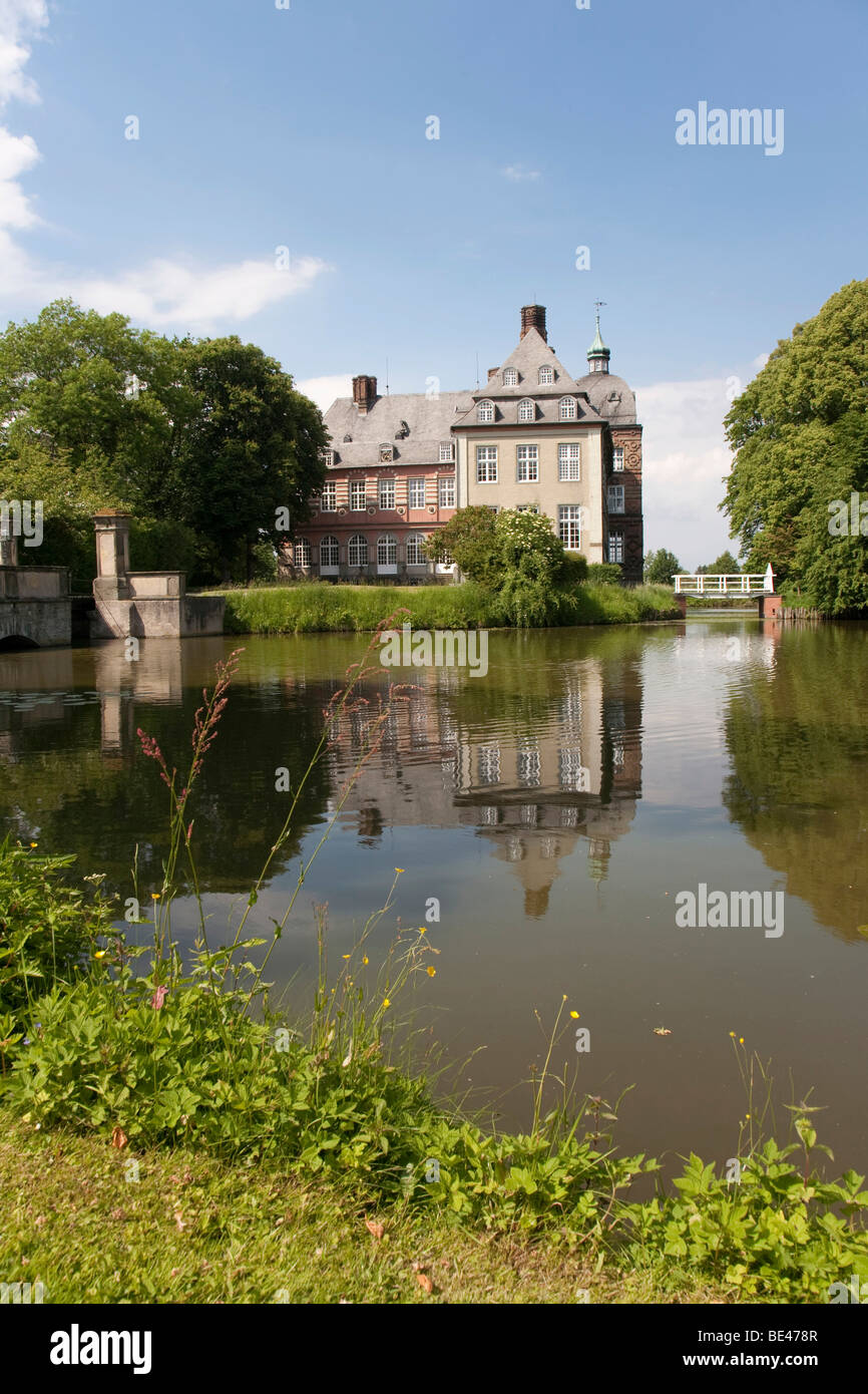 Wasserschloss Itlingen moated castle, Lippe renaissance, Muensterland ...