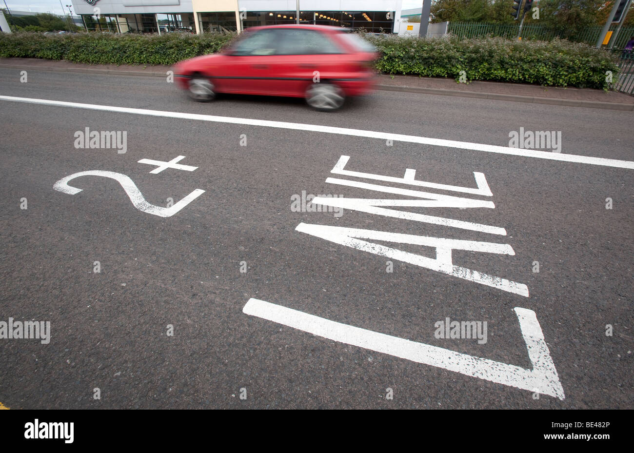 Car lane sign hi-res stock photography and images - Alamy