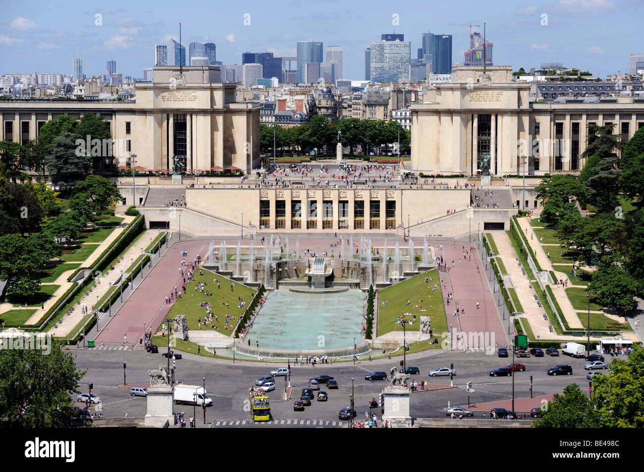 Trocadero museum and La Defense buildings,Paris France Stock Photo - Alamy