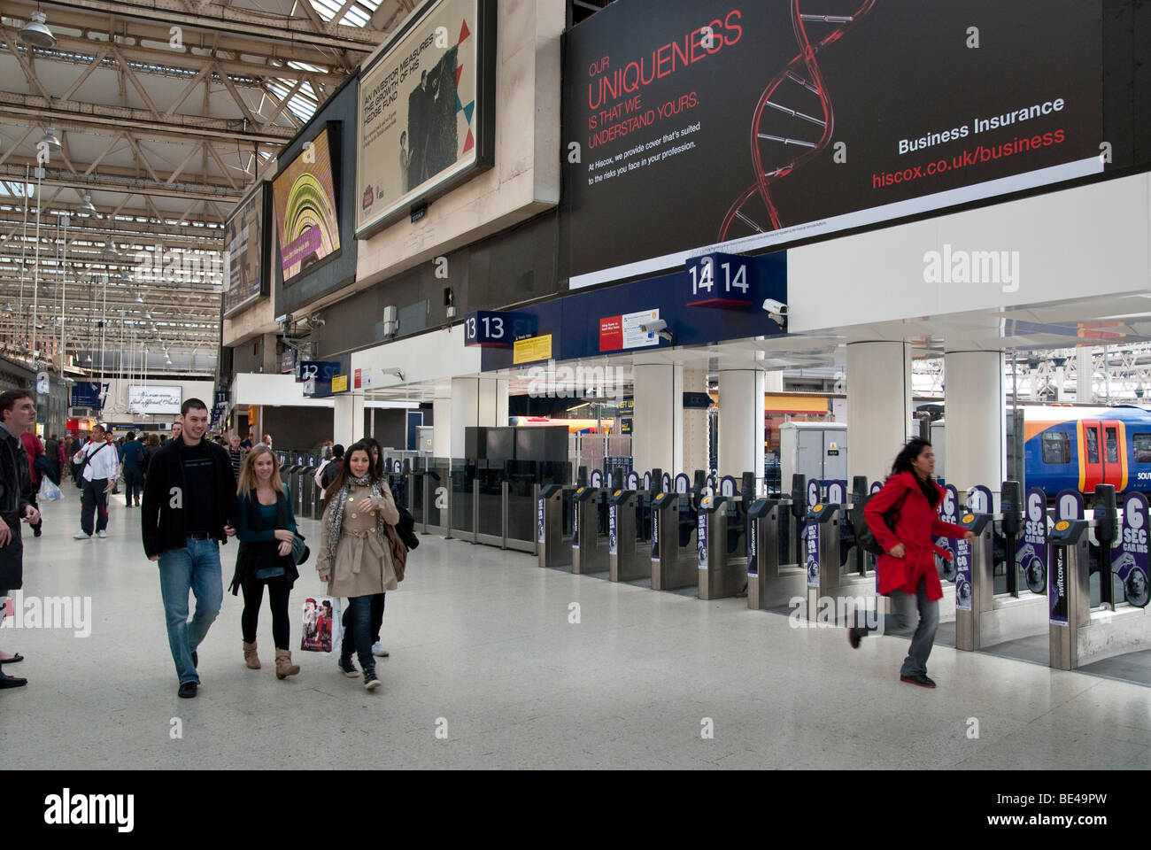 Entrance exit gates at Waterloo Railway Station Stock Photo - Alamy