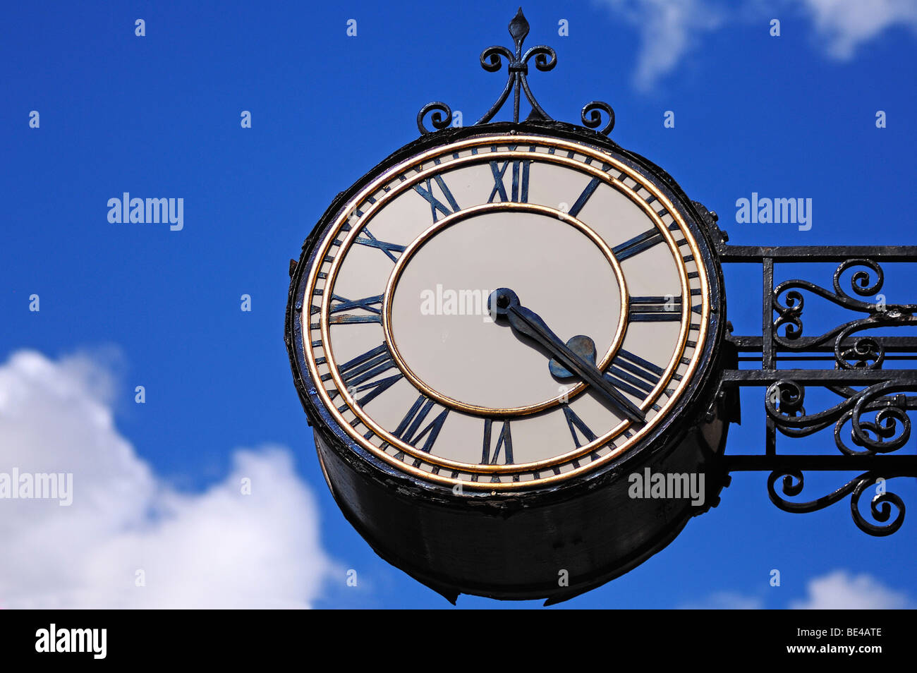 What is a clock building hi-res stock photography and images - Alamy