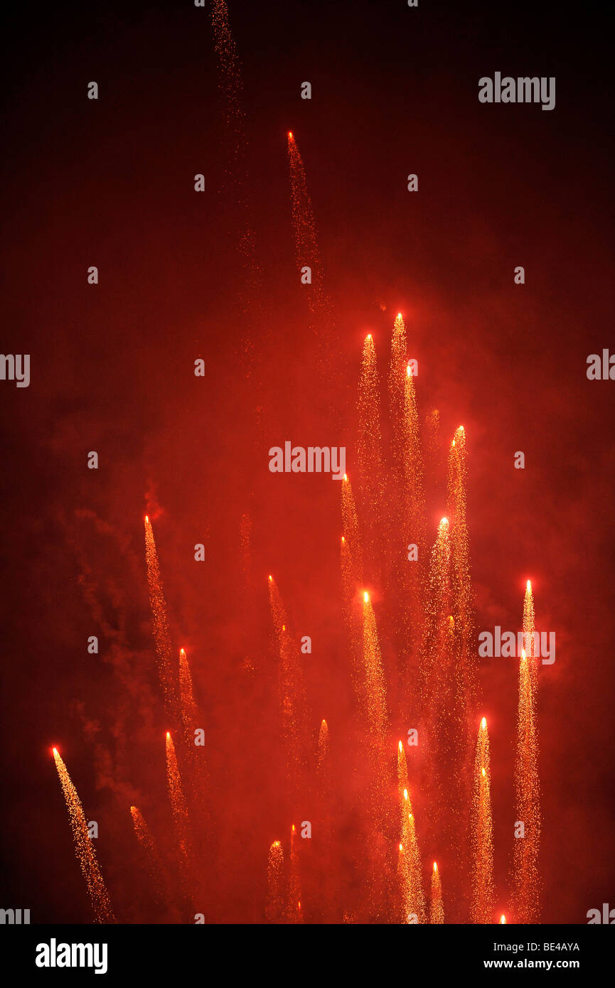 Farbige funken hi-res stock photography and images - Alamy