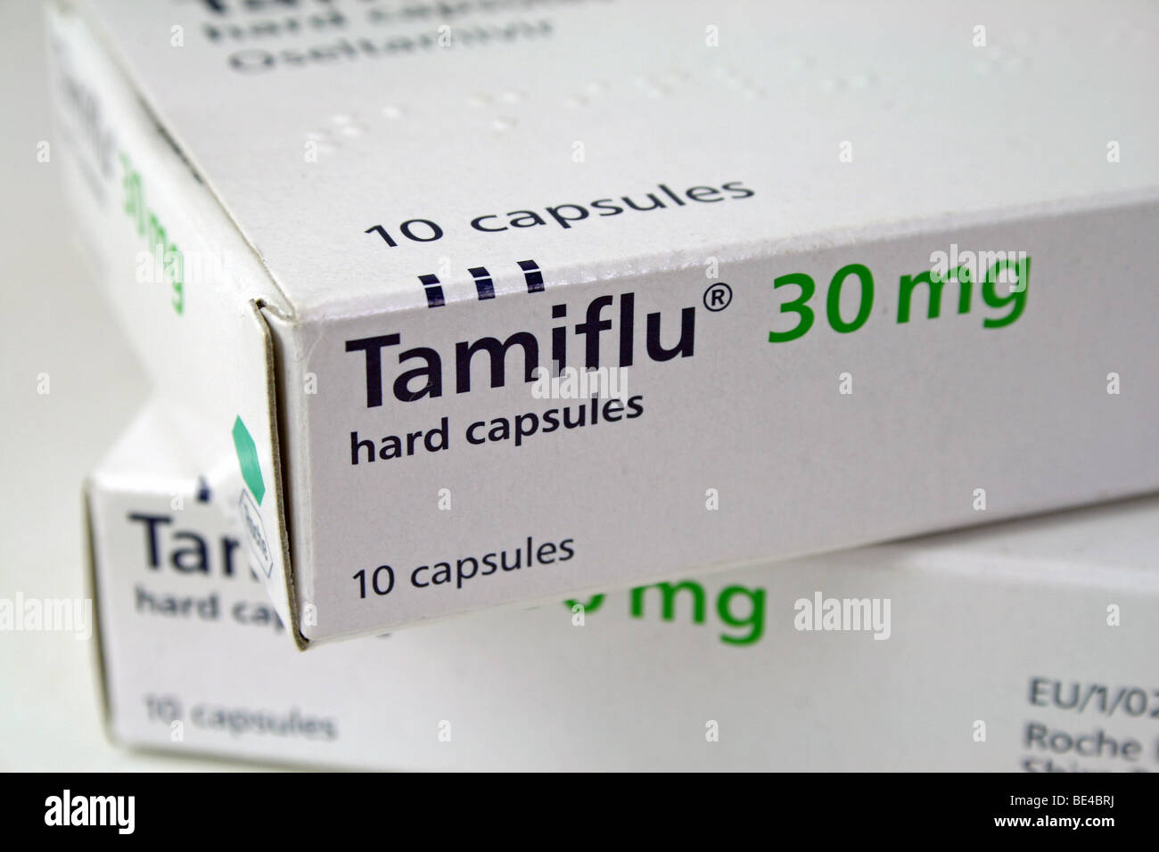 Tamiflu capsule hi-res stock photography and images - Alamy