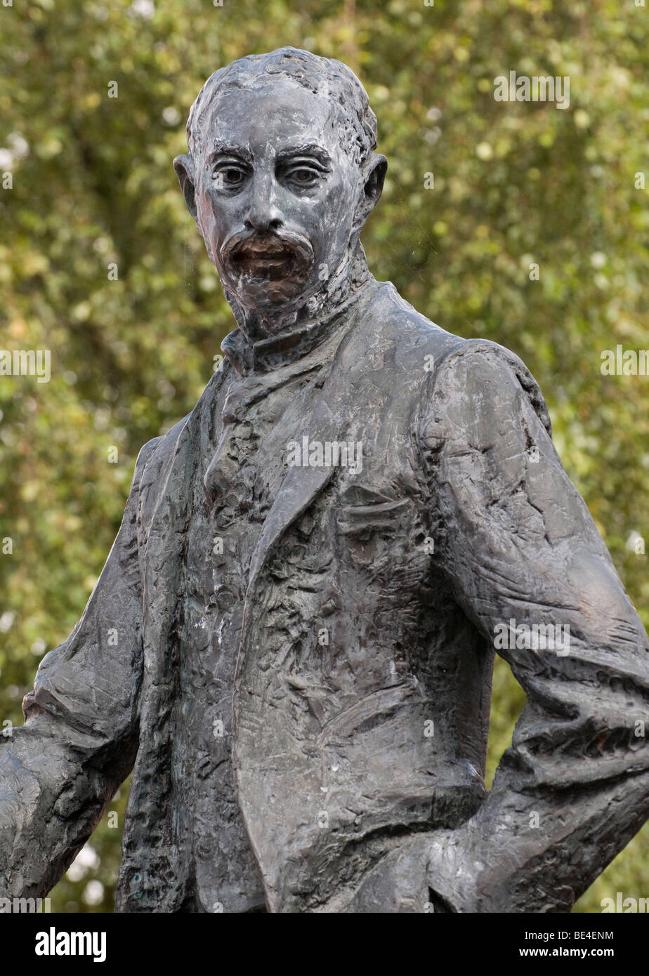 Ae housman statue hi-res stock photography and images - Alamy