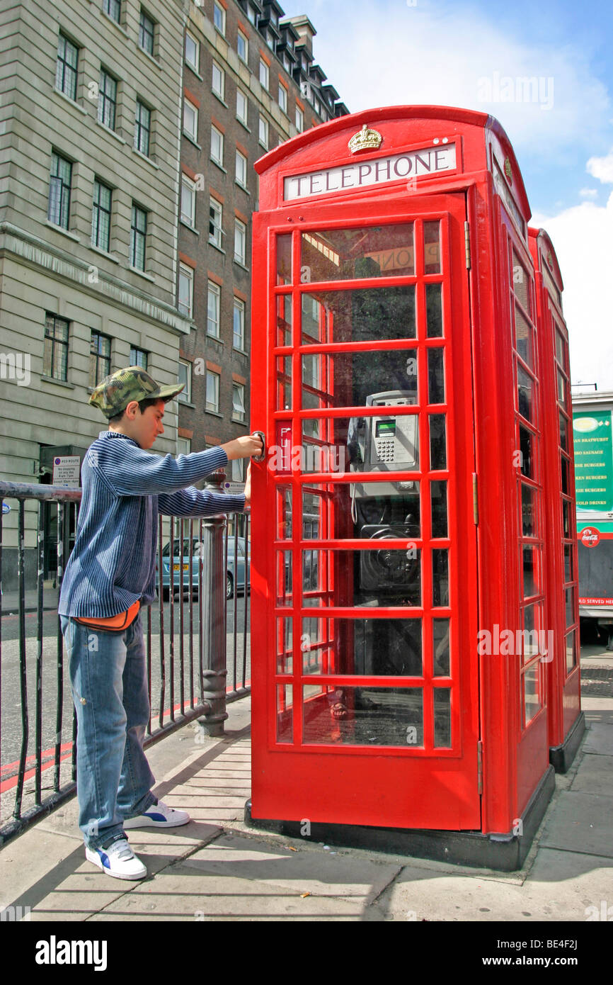 young boy exploring London Stock Photo - Alamy