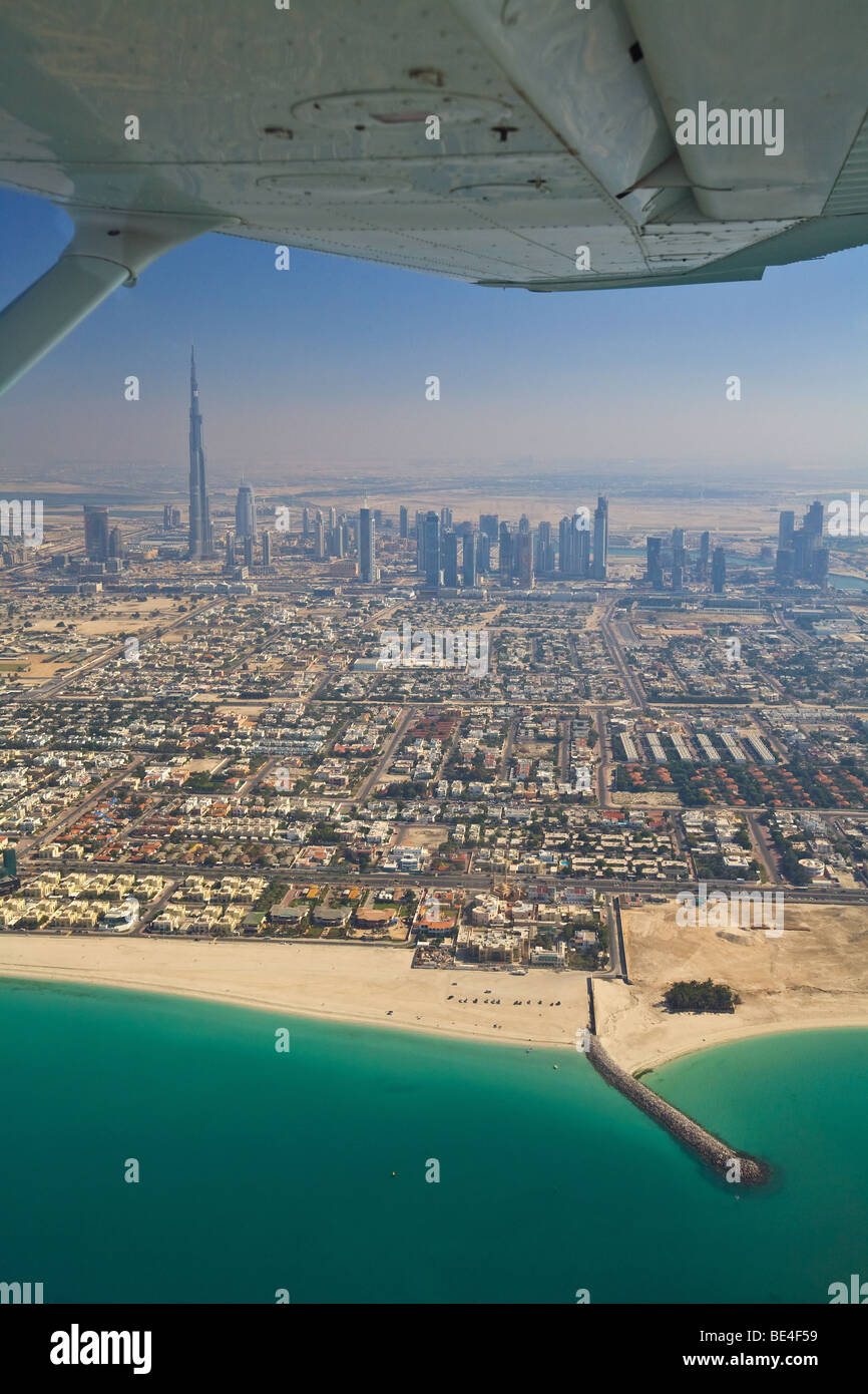 Flight over Dubai - Dubai Skyline Stock Photo - Alamy