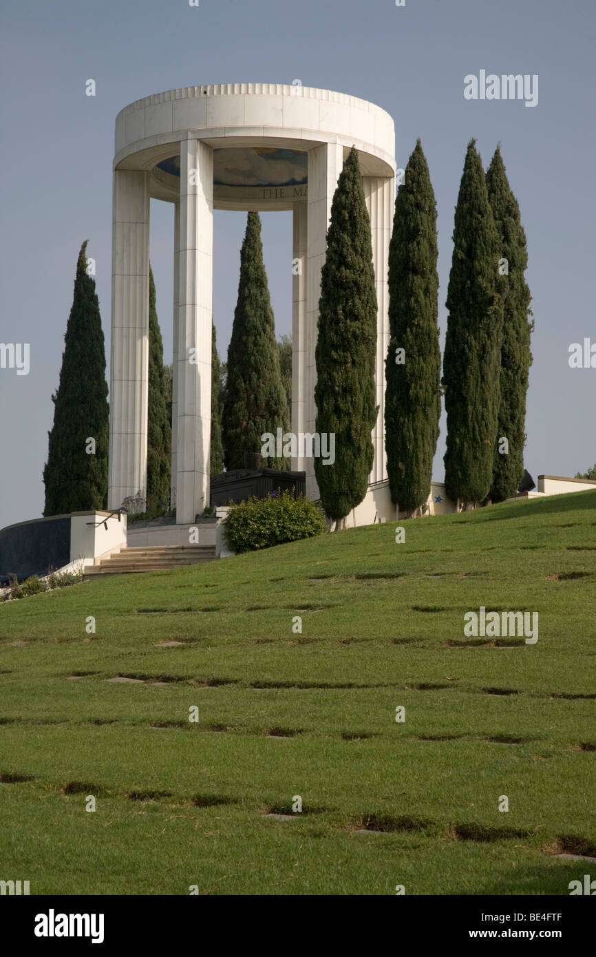 Memorial Cenotaph Surrounded By Cypress Trees Overlooking In Cemetery ...