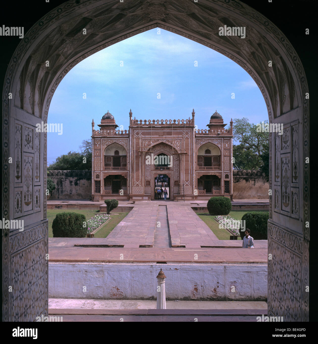 Itmad-ud-daulah tomb through the entrance gate Stock Photo - Alamy