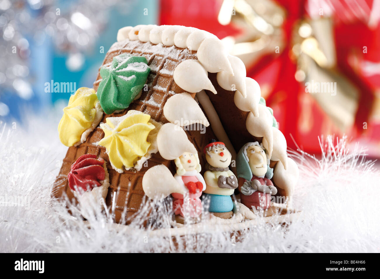 Witch's house, gingerbread house in festive atmosphere Stock Photo - Alamy