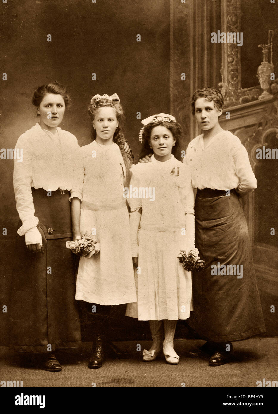 Mothers with children, historic photograph, around 1905 Stock Photo - Alamy