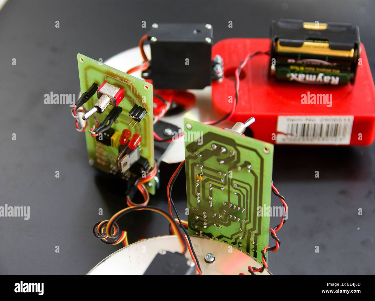 Mini robots hi-res stock photography and images - Alamy