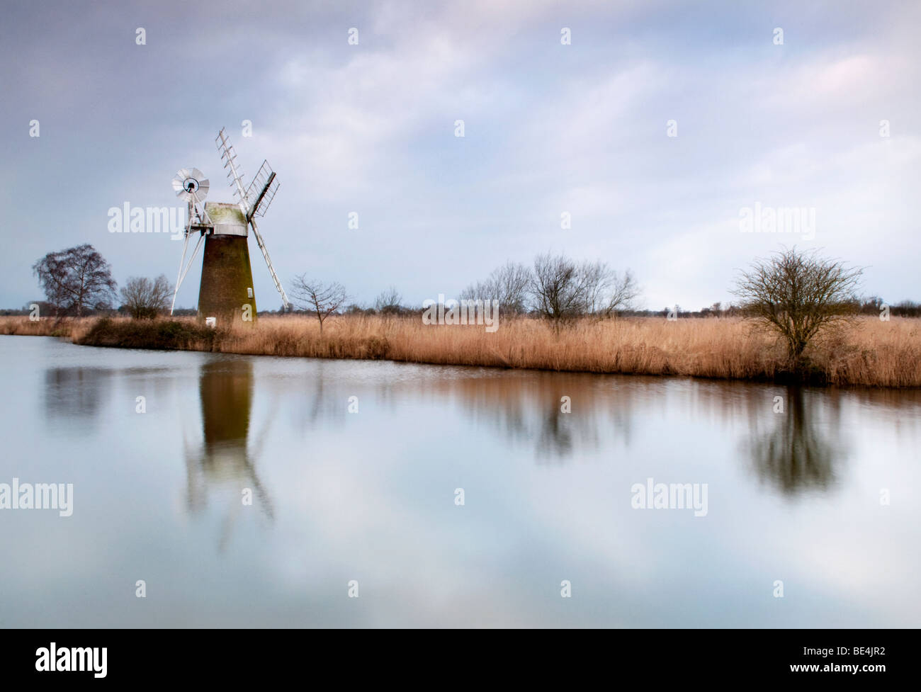 Turf fen mill windmill hi-res stock photography and images - Alamy