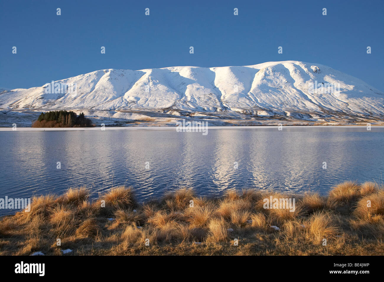 Lake clearwater new zealand hi-res stock photography and images - Alamy